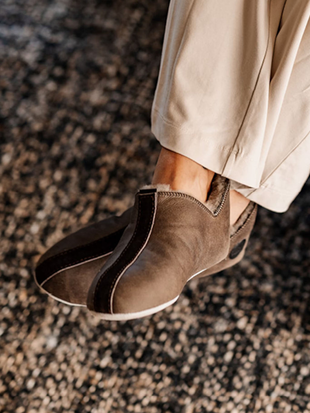 Sheepskin Slippers - Stone Oiled Antique – Blue Woman